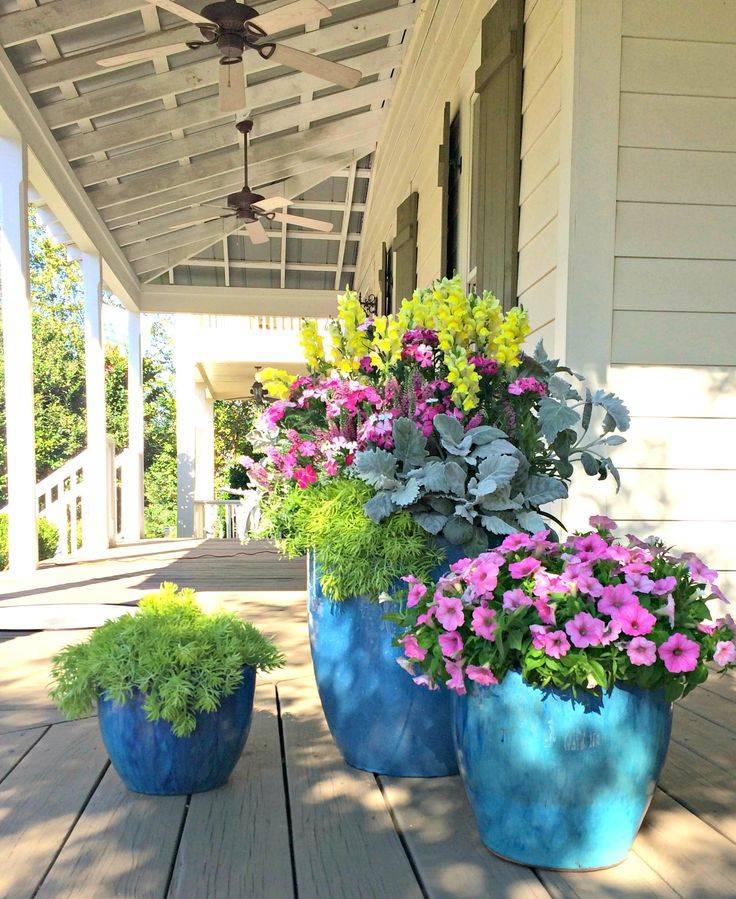 22 Colorful Garden Decor Ideas For This Year | SharonSable