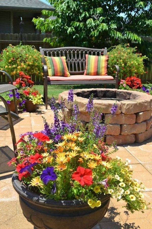 22 Beautiful Summer Flower Garden Ideas To Consider | SharonSable