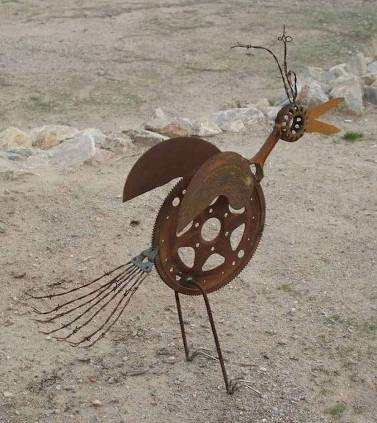 22 Unique Metal Garden Art Ideas Worth a Look | SharonSable