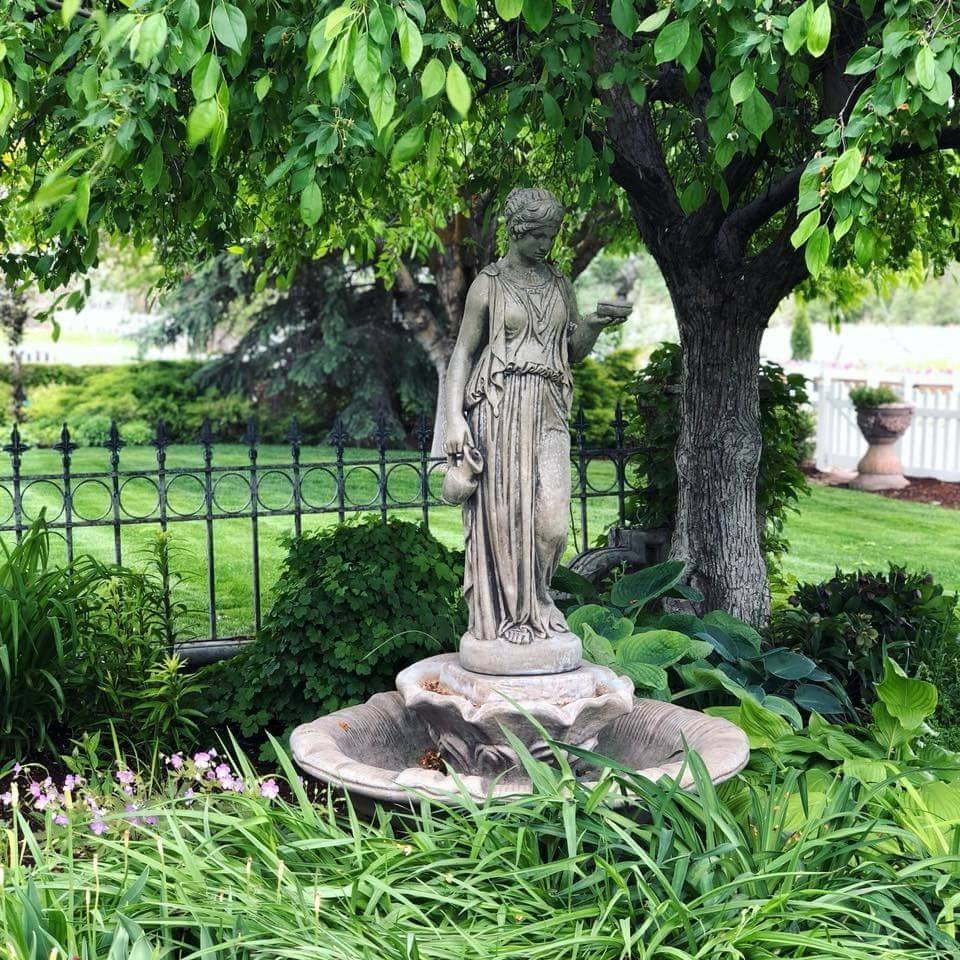 25 Beautiful Garden Sculptures Ideas You Cannot Miss | SharonSable
