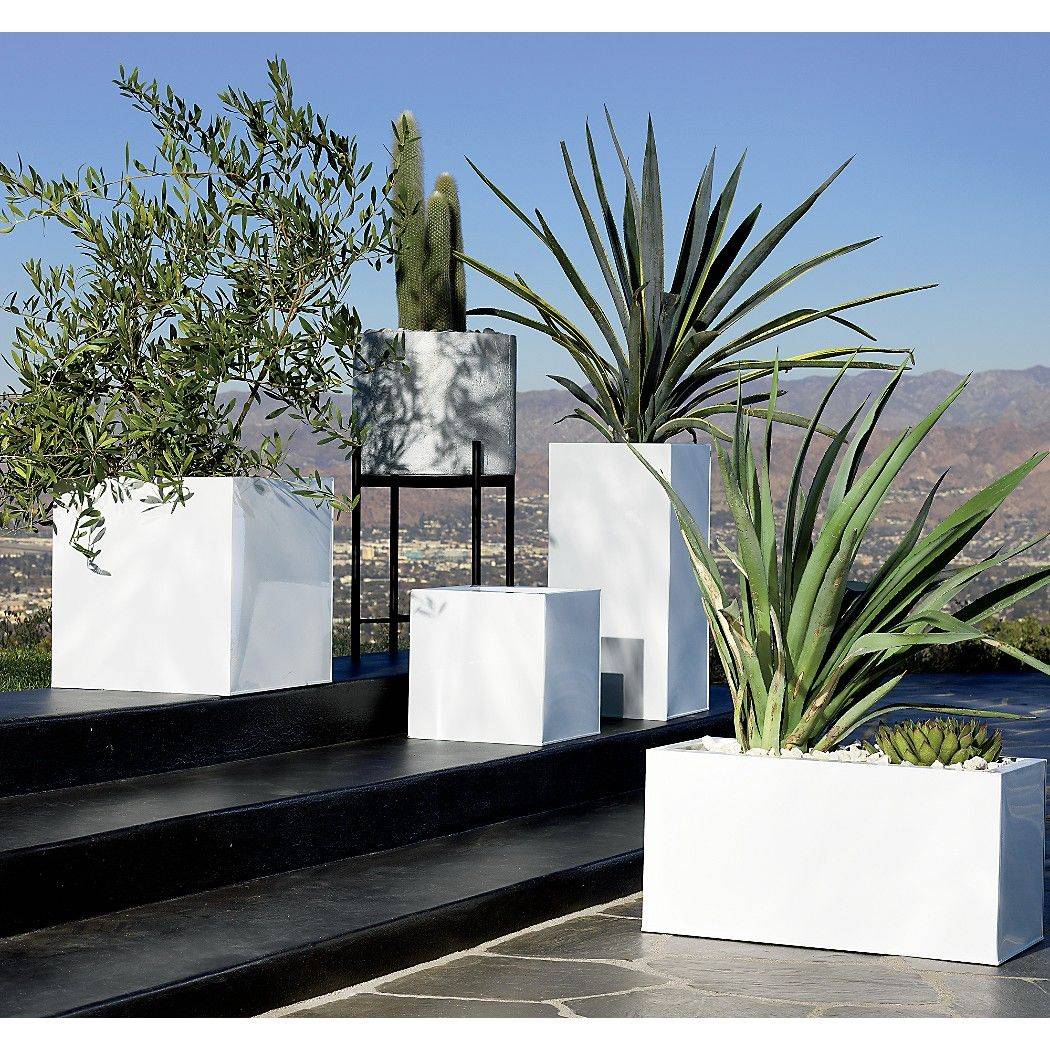 23 White Garden Planters Ideas You Must Look | SharonSable