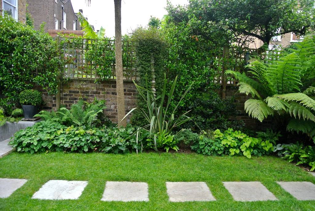 22 Small City Garden Ideas Design Worth a Look | SharonSable