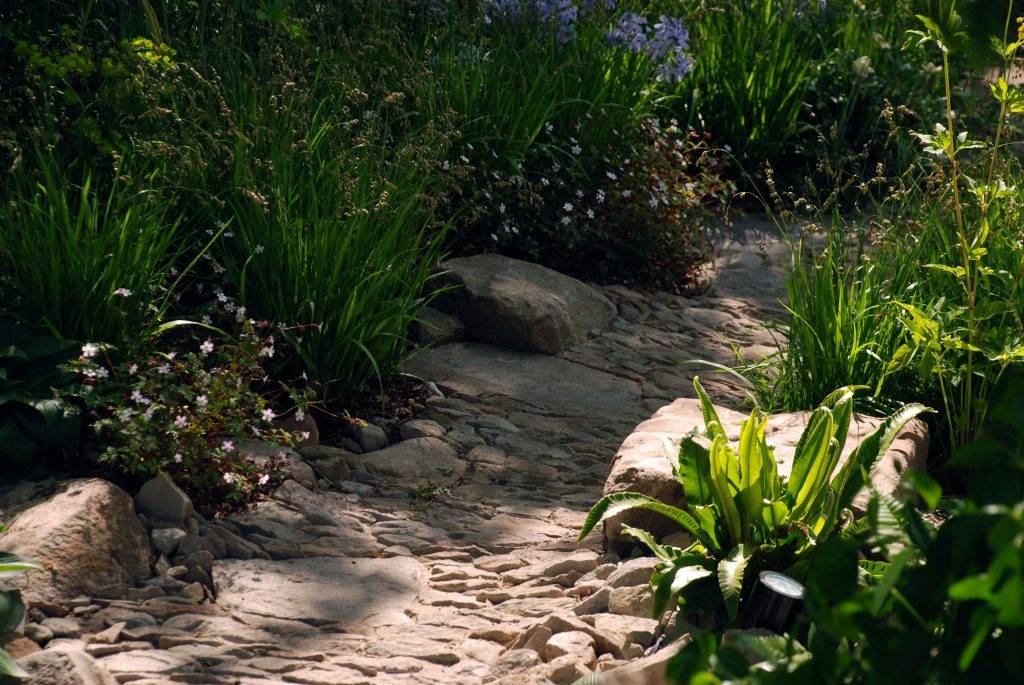 18 Cleve West Garden Design Ideas Worth to Check | SharonSable