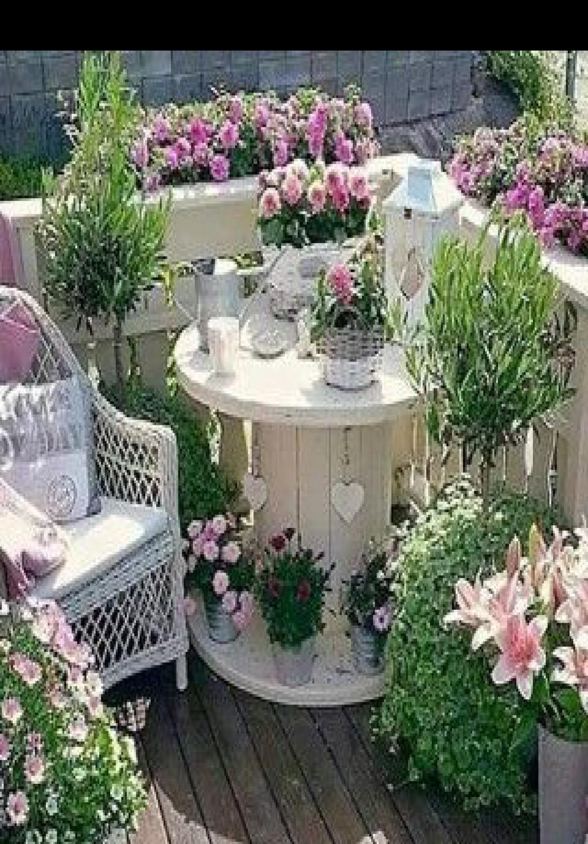 17 Shabby Chic Garden Ideas Worth to Check | SharonSable