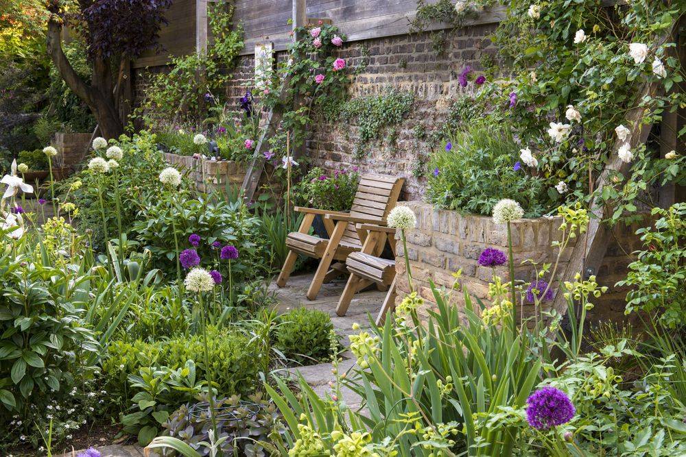 21 Overgrown Garden Ideas You Should Check | SharonSable