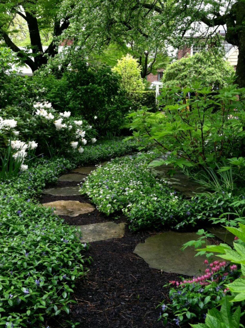 23 Beautiful Shade Garden Path Ideas You Must Look | SharonSable
