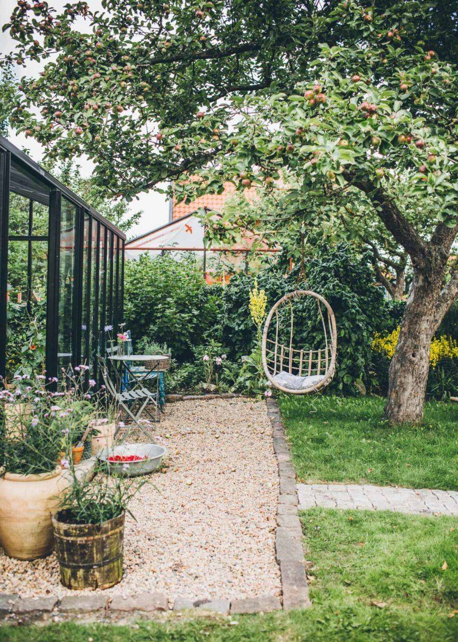 20 Small Her Garden Ideas Worth a Look | SharonSable