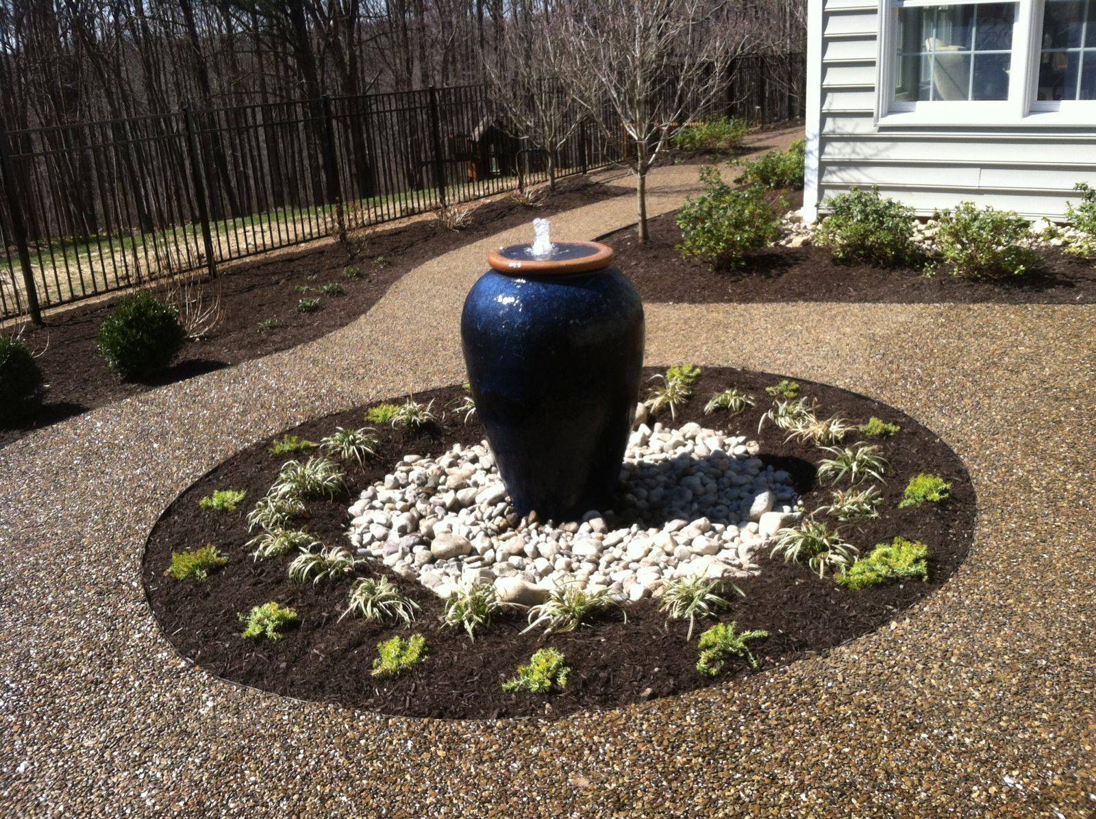 23 Vase Fountains Garden Water Features Ideas To Try This Year ...