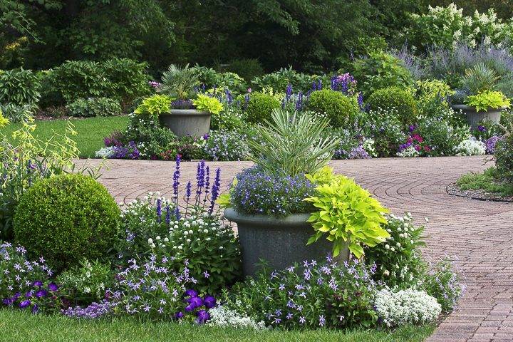 24 White Garden Borders Ideas You Should Look | SharonSable