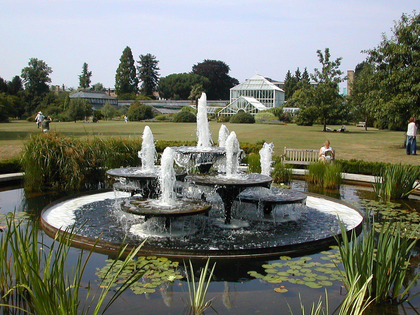 23 Botanical Garden Fountain Ideas To Try This Year | SharonSable