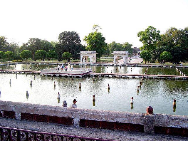 19 Shalimar Garden Ideas You Cannot Miss | SharonSable