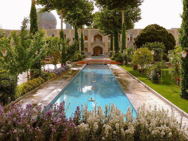 20 Persian Paradise Garden Ideas You Gonna Love | SharonSable