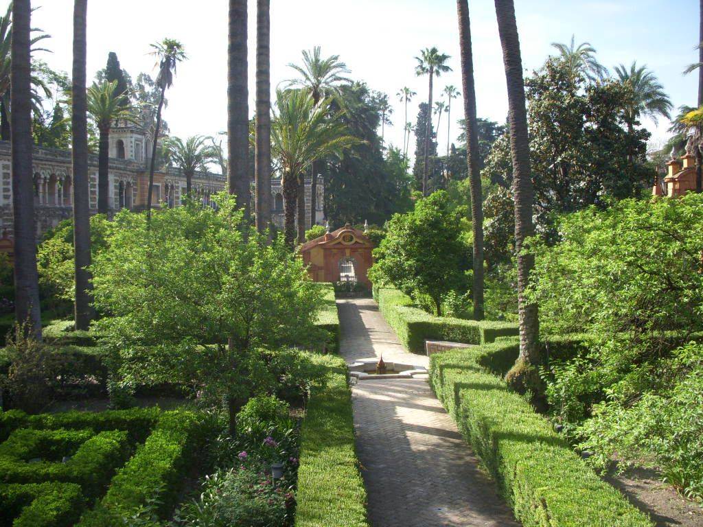 20 Persian Paradise Garden Ideas You Gonna Love | SharonSable