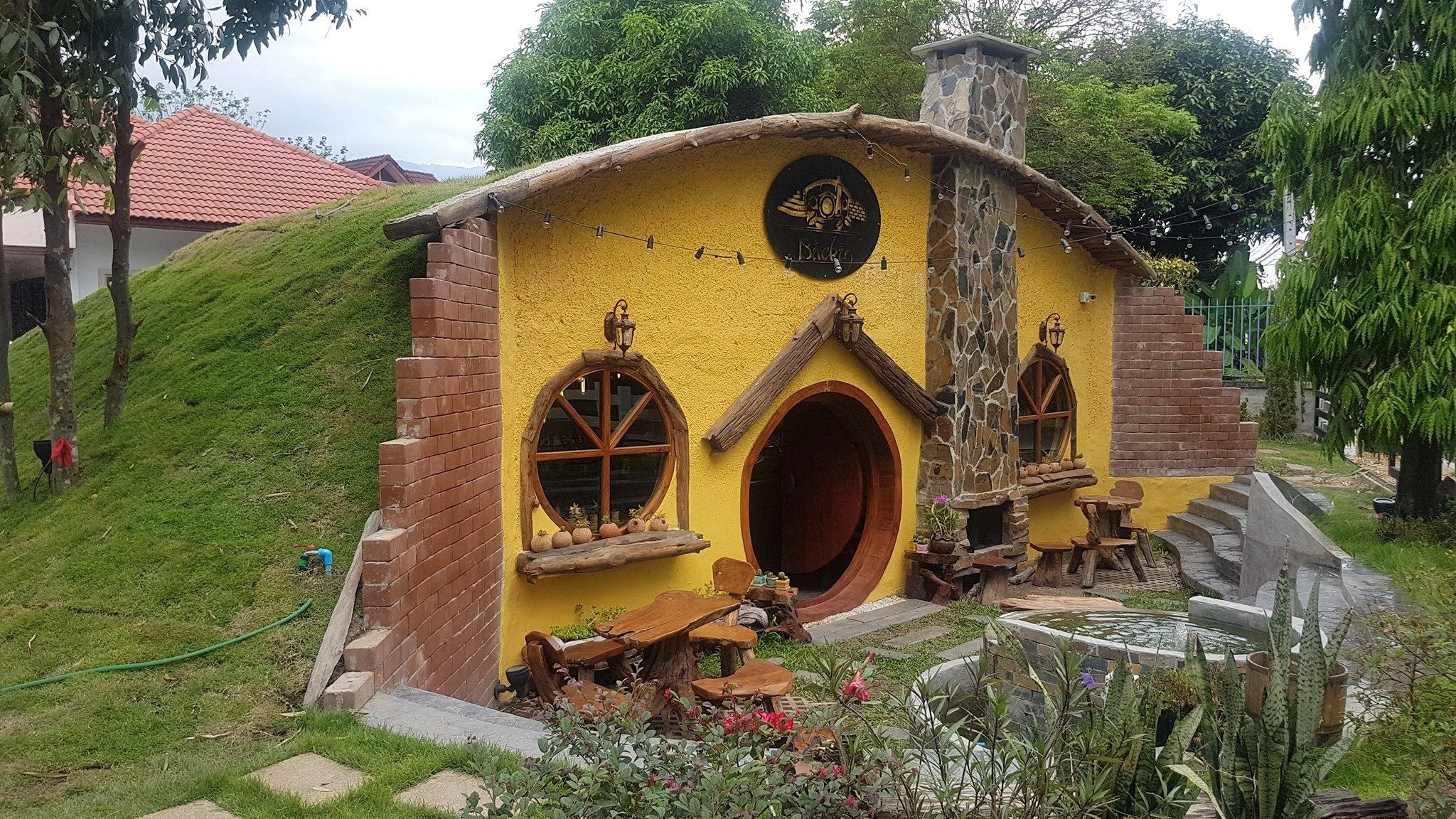 20 Garden Hobbit House Ideas You Gonna Love | SharonSable