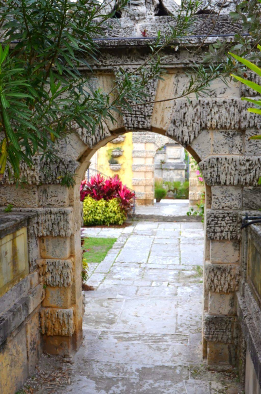 22 Italian Country Garden Ideas You Should Look | SharonSable