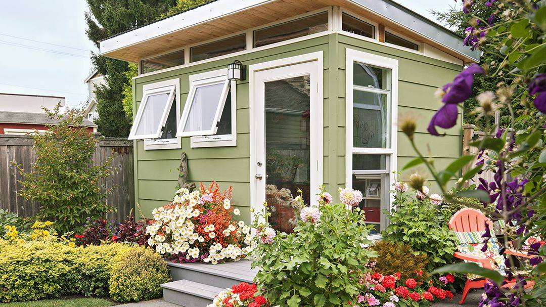 24 Colorful Garden Sheds Ideas To Consider | SharonSable