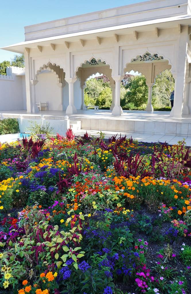 21 Persian Garden Ideas You Should Check | SharonSable