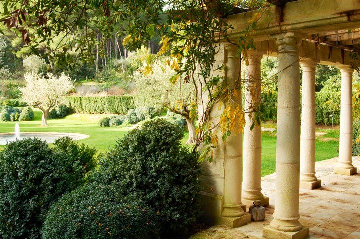 19 Roman Style Garden Ideas You Cannot Miss | SharonSable