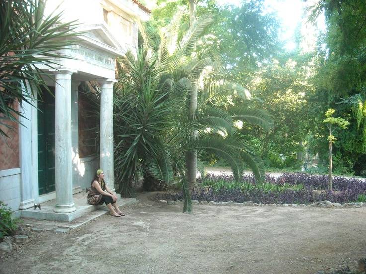 21 Ancient Greece Garden Ideas To Try This Year | SharonSable