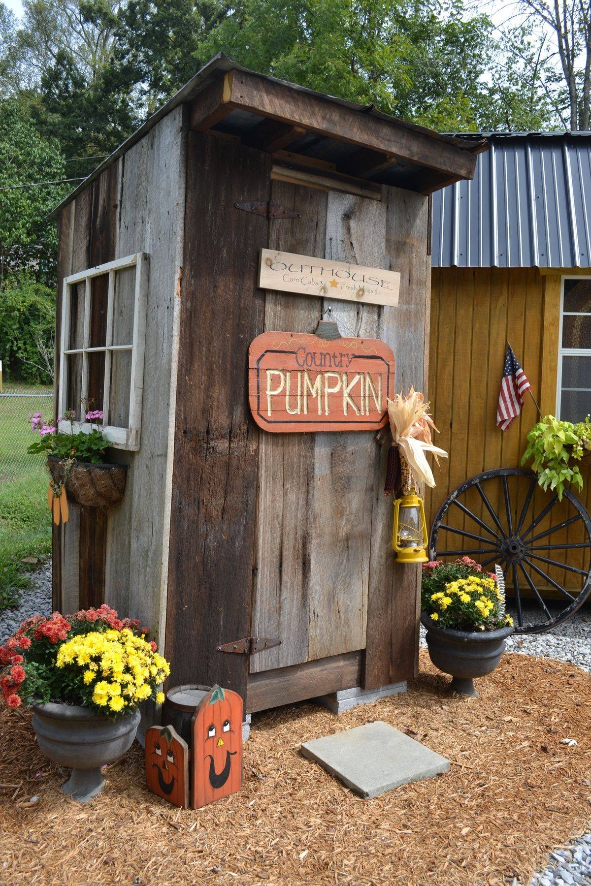 25 Outhouse Garden Shed Ideas Worth to Check | SharonSable
