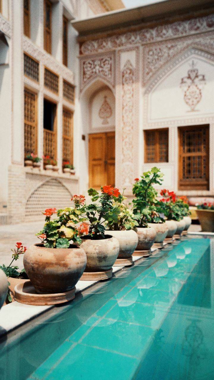 22 Persian Garden Courtyard Ideas To Try This Year | SharonSable