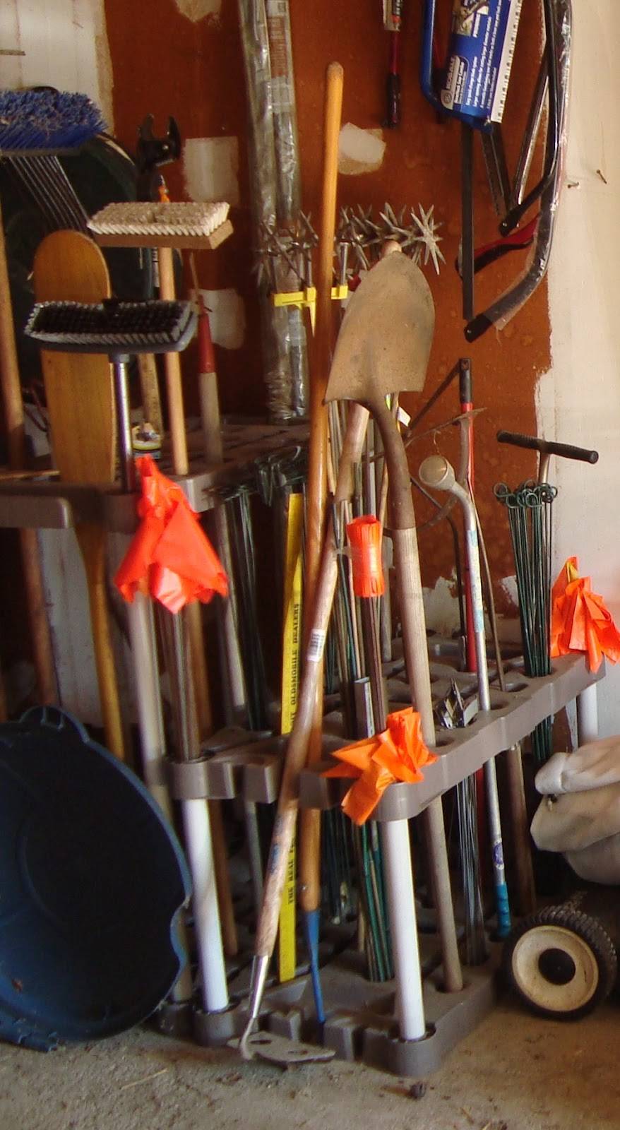 20 Garden Tool Hanging Ideas You Cannot Miss | SharonSable