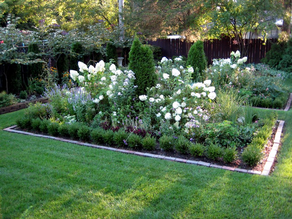 23 Hydrangea Border Garden Ideas Worth a Look | SharonSable