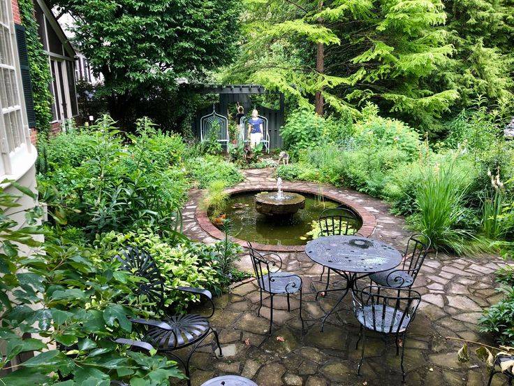 23 Cottage Garden Water Feature Ideas For This Year | SharonSable