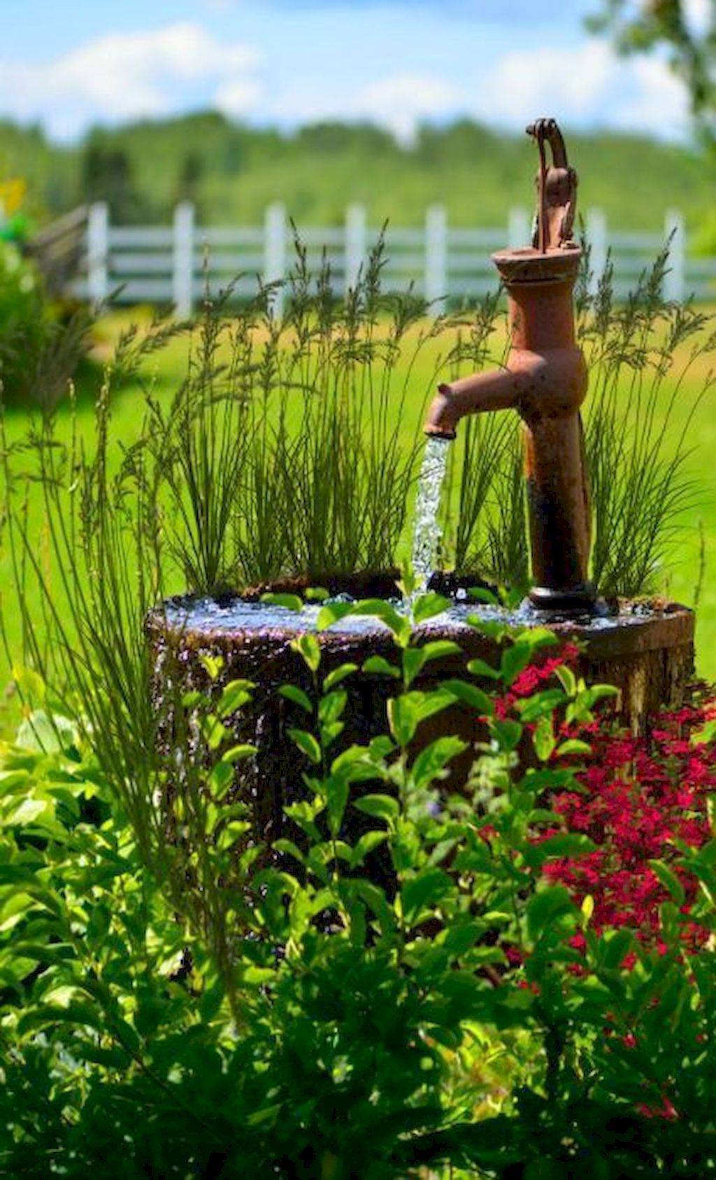 23 Cottage Garden Water Feature Ideas For This Year | SharonSable