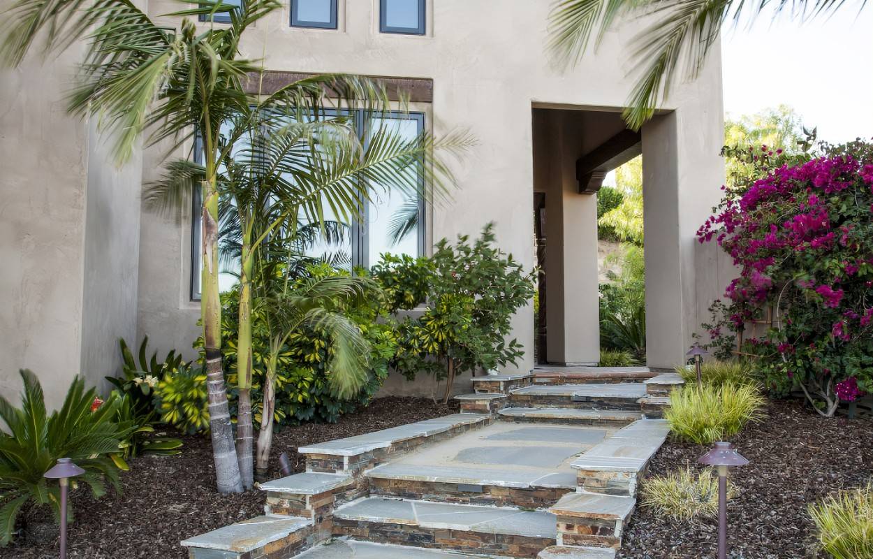 21 Santa Fe Style Garden Ideas You Cannot Miss | SharonSable