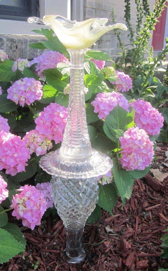 27 Yard Glass Totem Garden Flowers Ideas You Cannot Miss | SharonSable