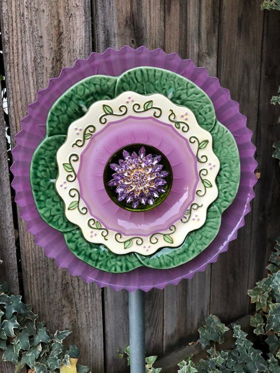 22 Garden Plate Decor Ideas To Consider | SharonSable