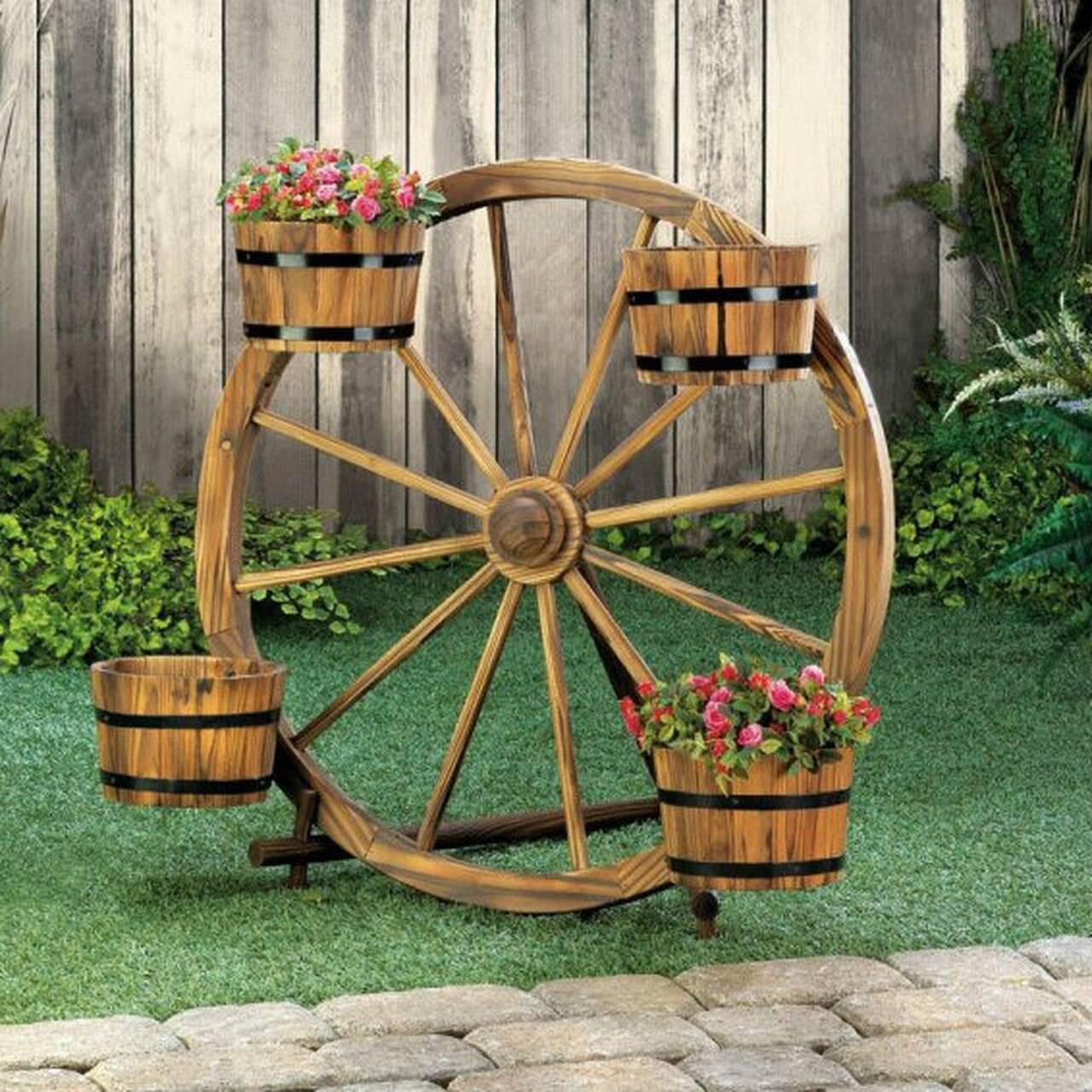 22 Garden Wagon Wheels Decor Ideas To Try This Year | SharonSable