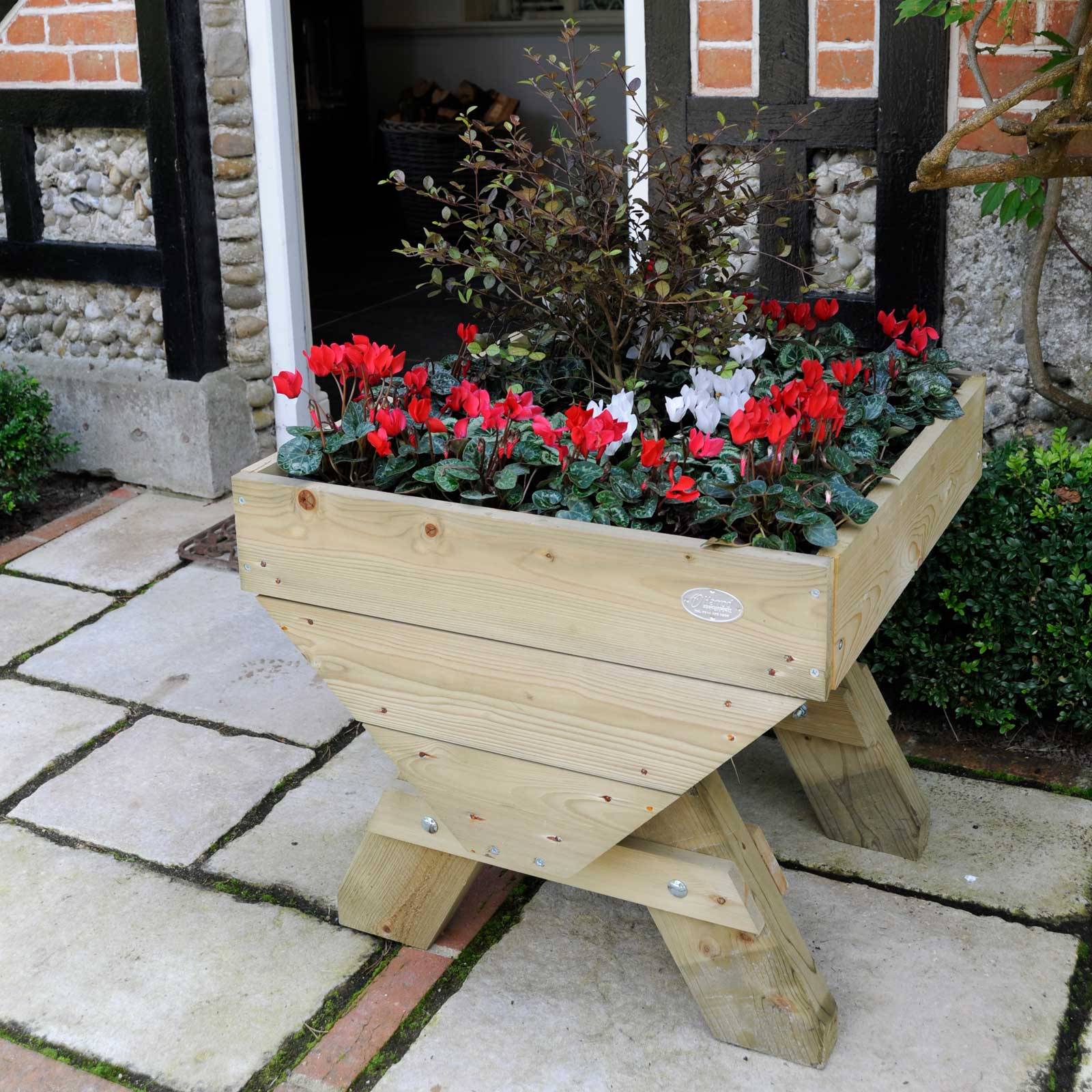 26 Raised Garden Trough Planters Ideas You Must Look | SharonSable