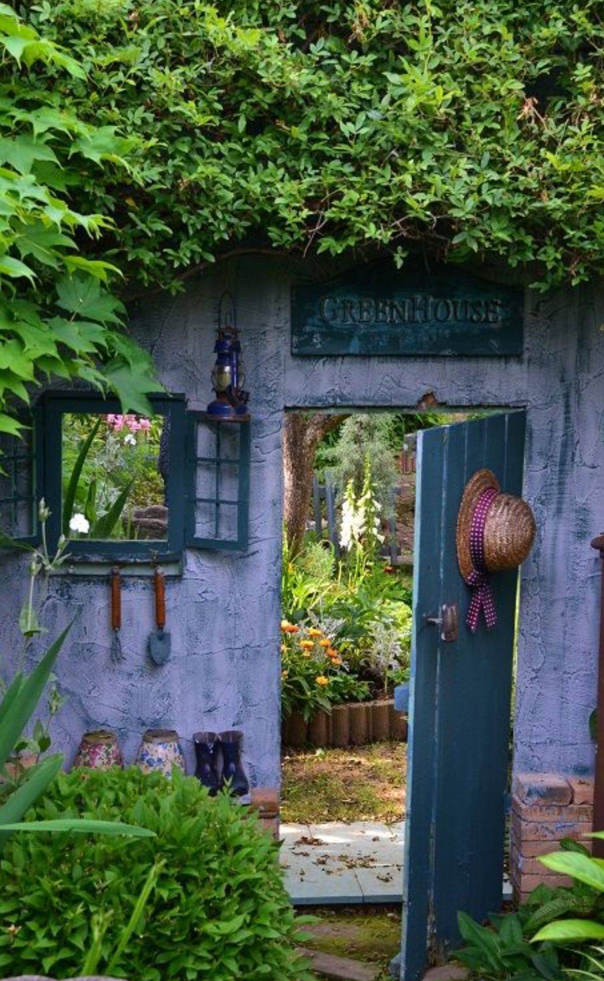 22 Secret Garden Gate Art Ideas To Try This Year | SharonSable