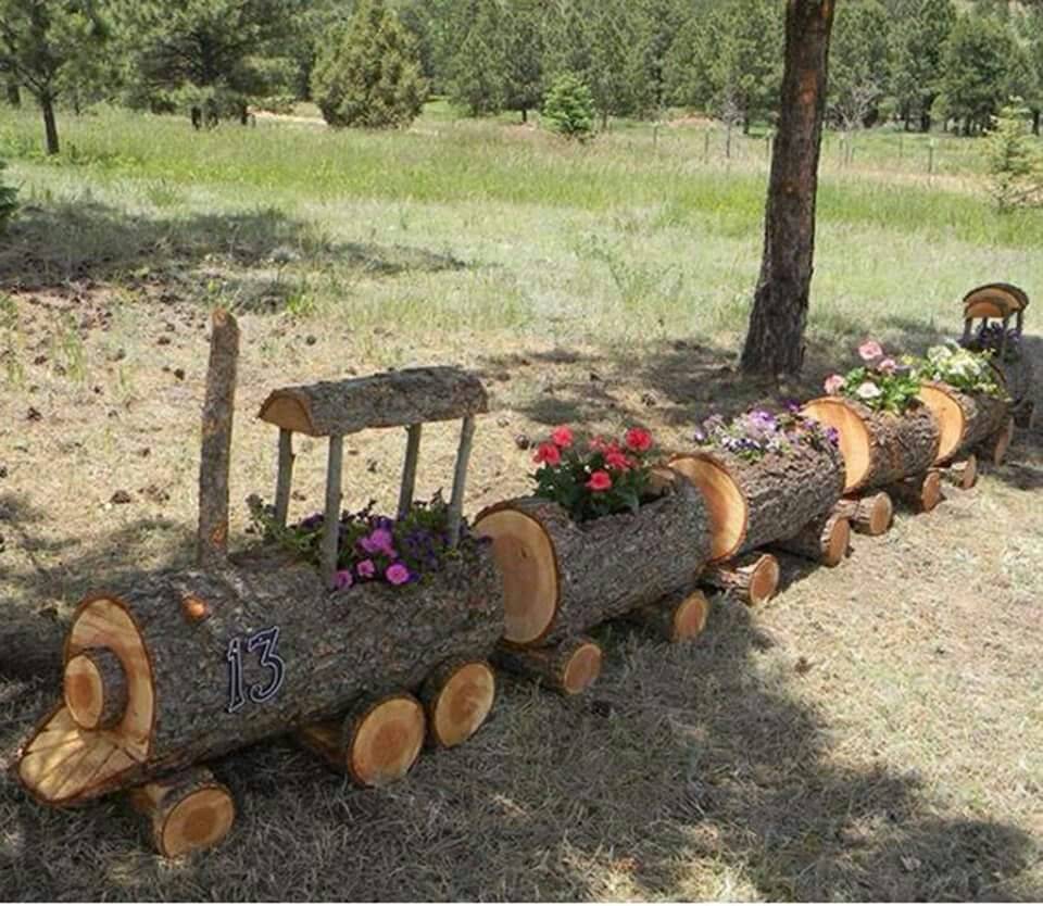 22 Garden Wooden Log Train Planter Ideas You Cannot Miss | SharonSable