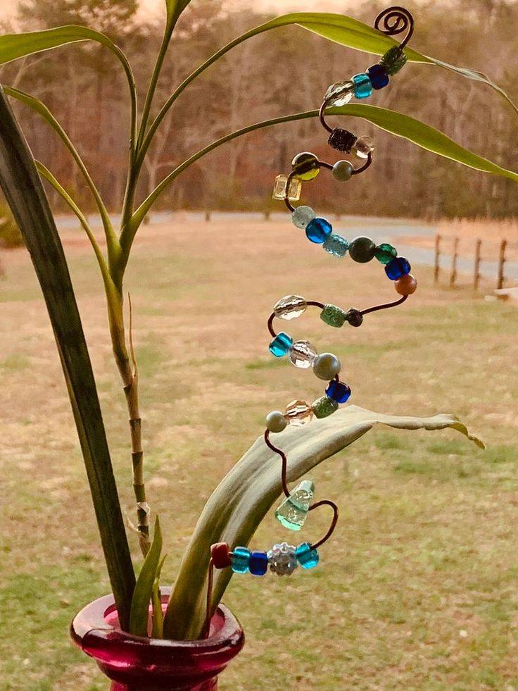19 DIY Beaded Garden Stakes Ideas To Consider | SharonSable