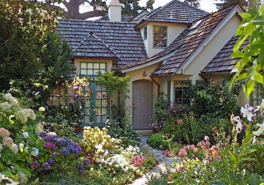 25 English Cottage Garden Front Ideas You Cannot Miss | SharonSable