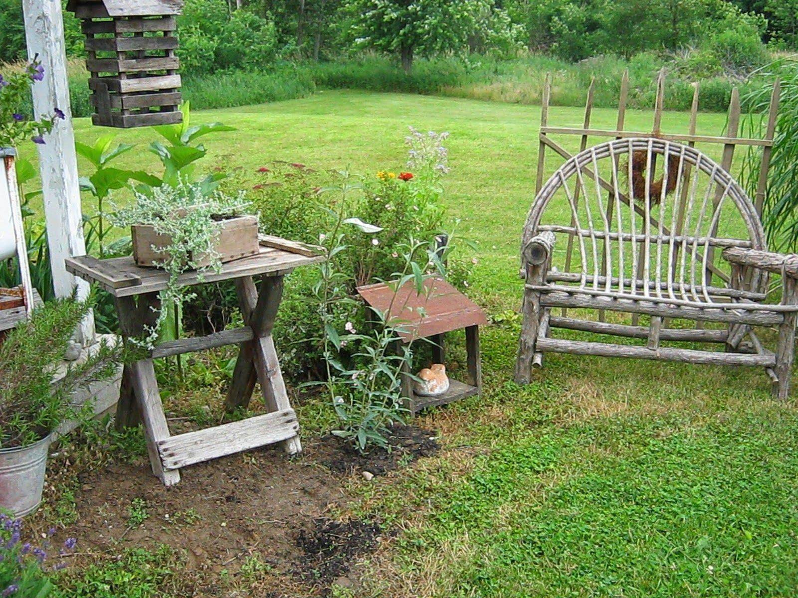 24 Primitive Garden Art Ideas You Cannot Miss | SharonSable