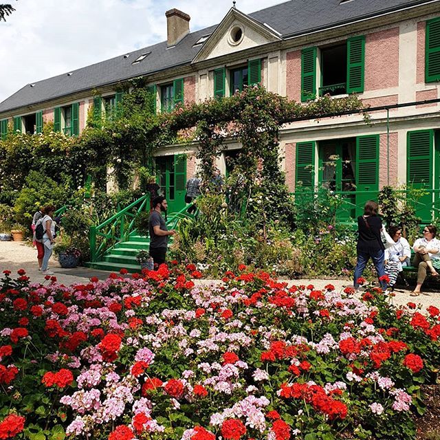 25 Paris Garden Ideas For This Year | SharonSable