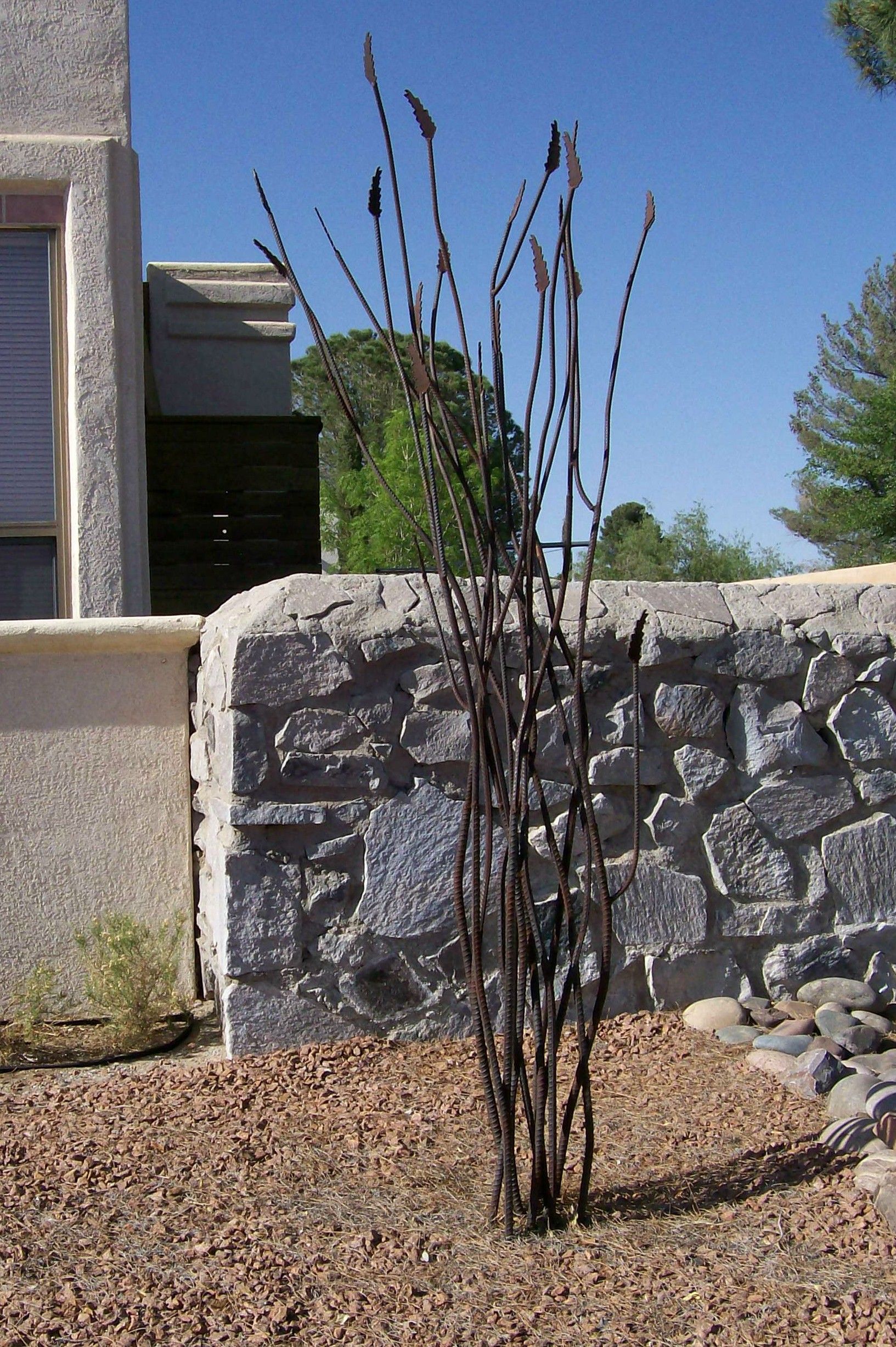 18 Rebar Garden Art Ideas For This Year | SharonSable