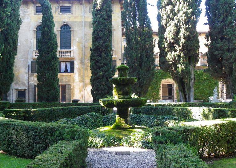 18 Italian Renaissance Garden Water Ideas You Should Check | SharonSable