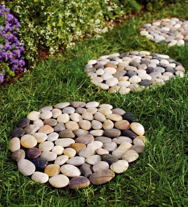 22 River Rock Stepping Stones Garden Ideas You Gonna Love | SharonSable