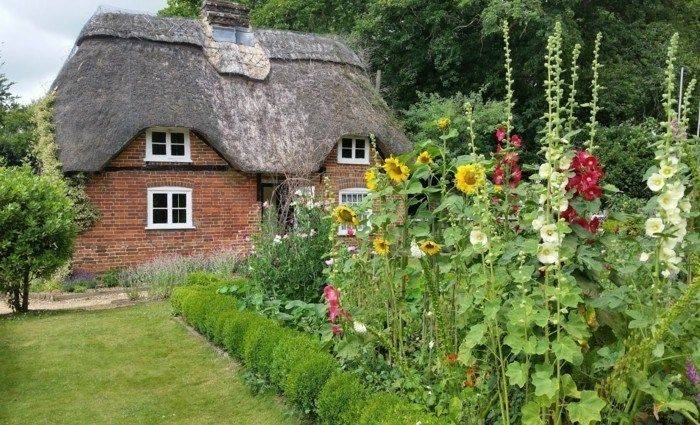 21 Medieval Cottage Garden Ideas You Gonna Love | SharonSable