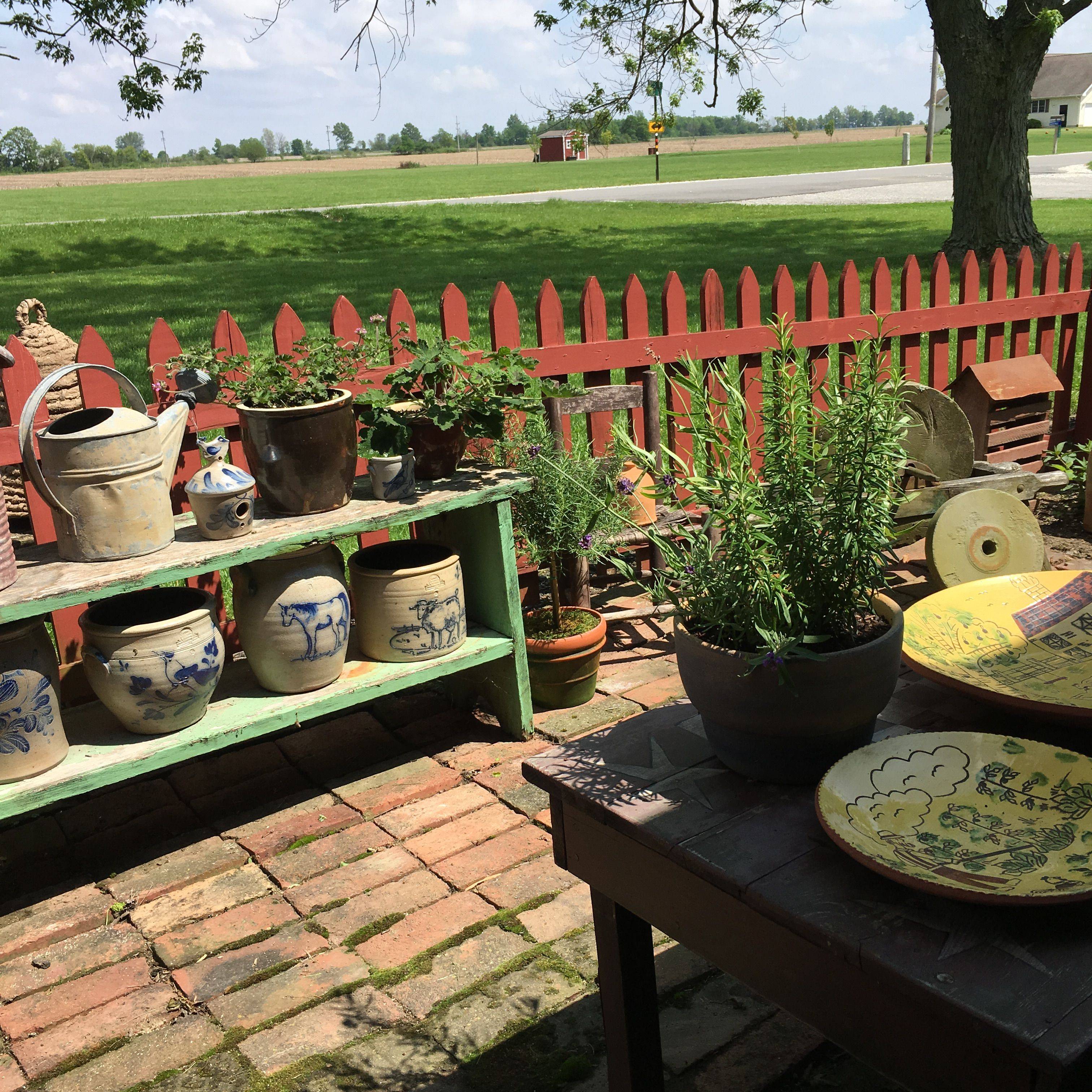 23 Primitive Rustic Garden Decor Ideas Worth a Look | SharonSable