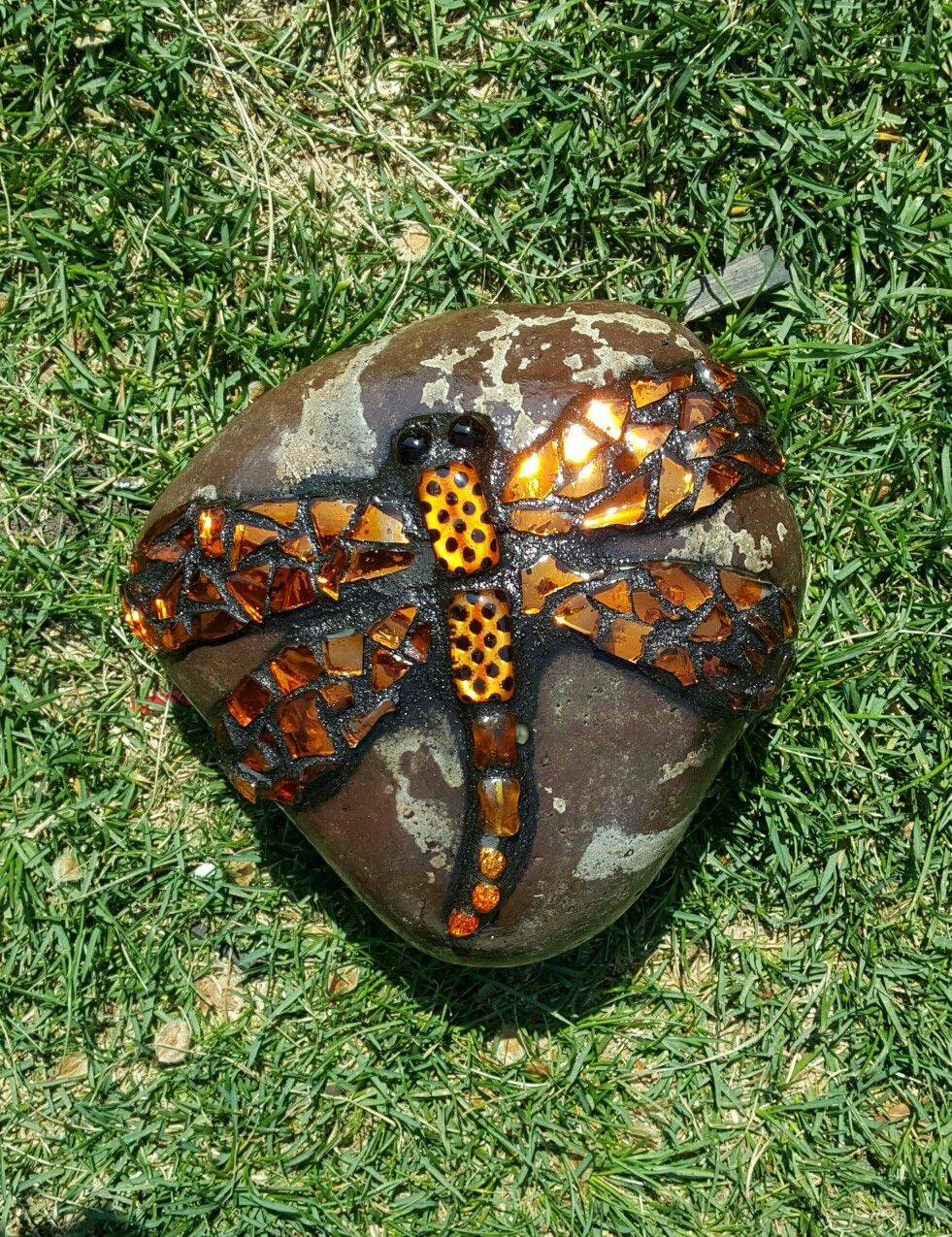 23 Dragonfly Rocks Garden Mosaic Ideas To Try This Year | SharonSable