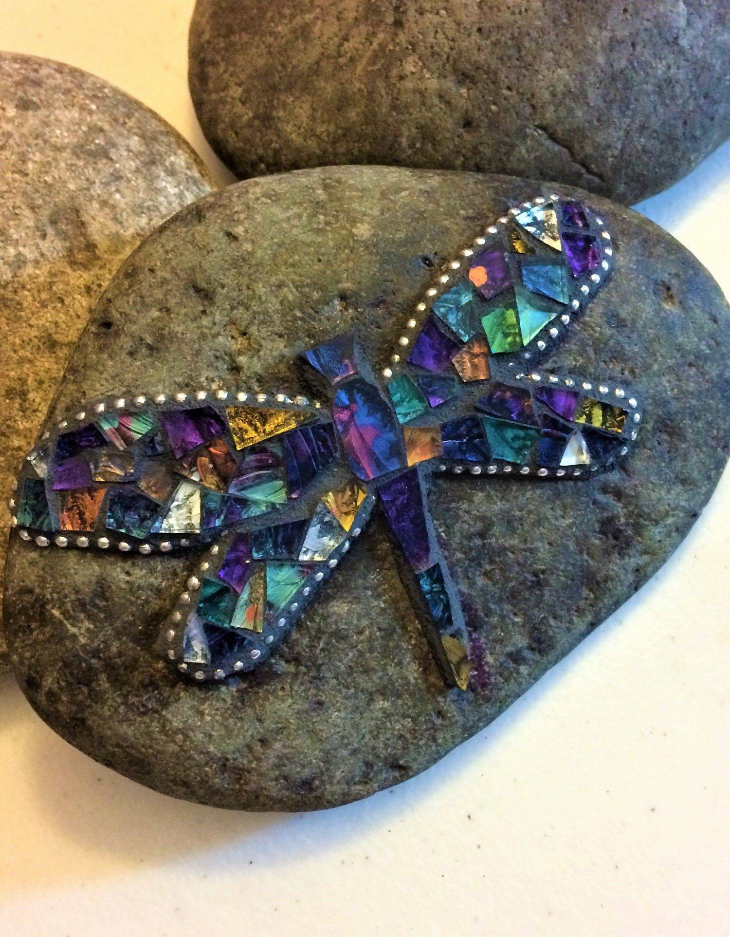 23 Dragonfly Rocks Garden Mosaic Ideas To Try This Year | SharonSable
