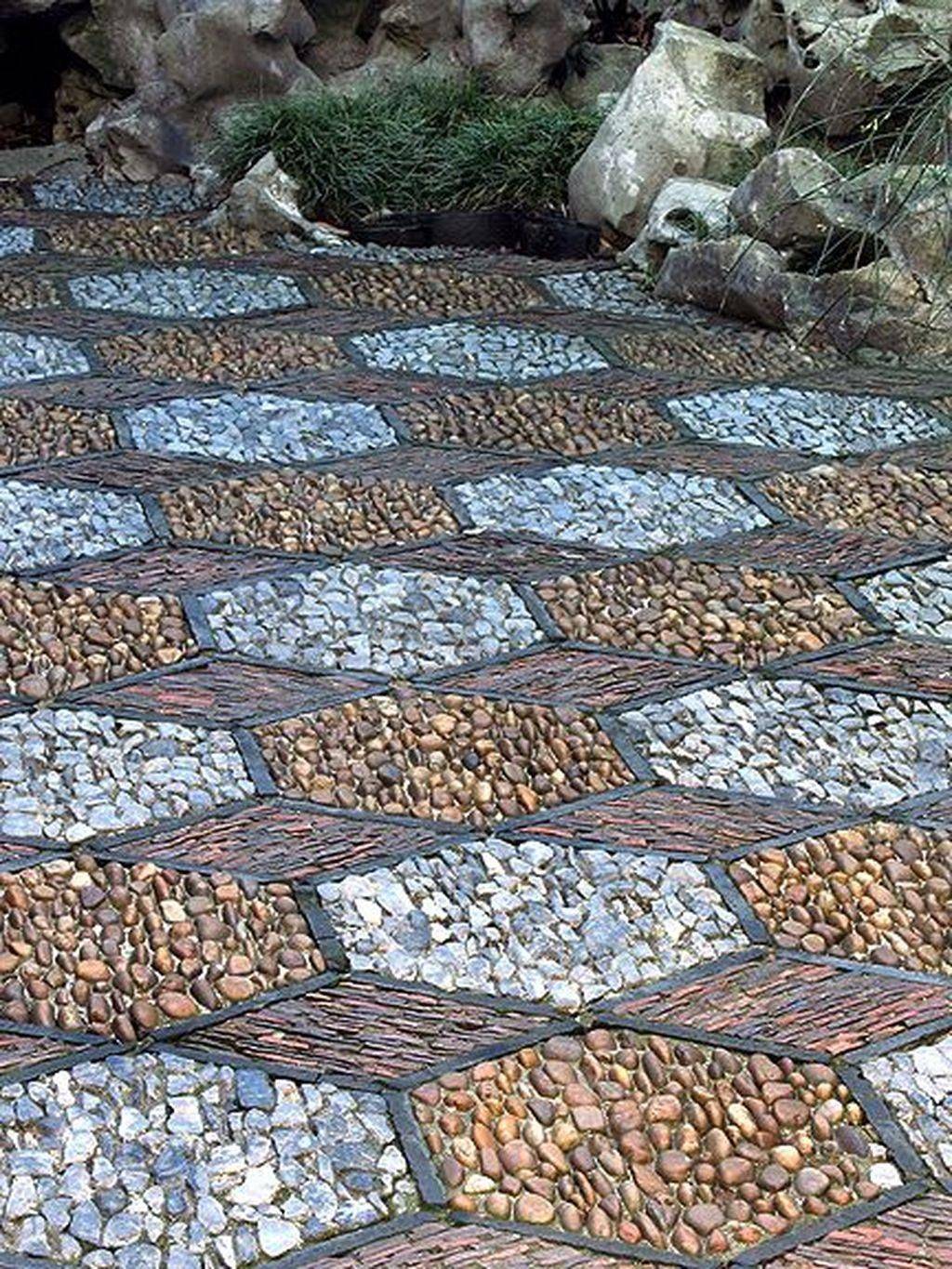 24 Pebble Mosaic Garden Path Design Ideas To Consider | SharonSable