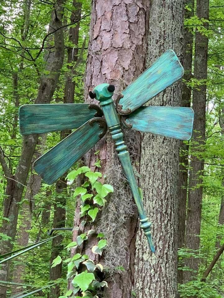 23 Garden Yard Art Dragonfly Ideas For This Year | SharonSable