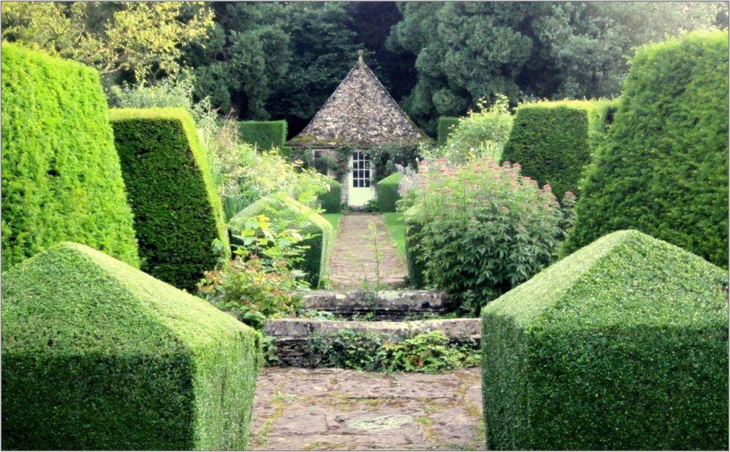 19 Edwardian Garden Ideas Worth a Look | SharonSable